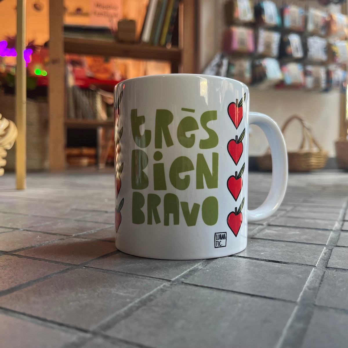 Très Bien Bravo mug by Luanatic tasse à café فنجان كوب وعاء