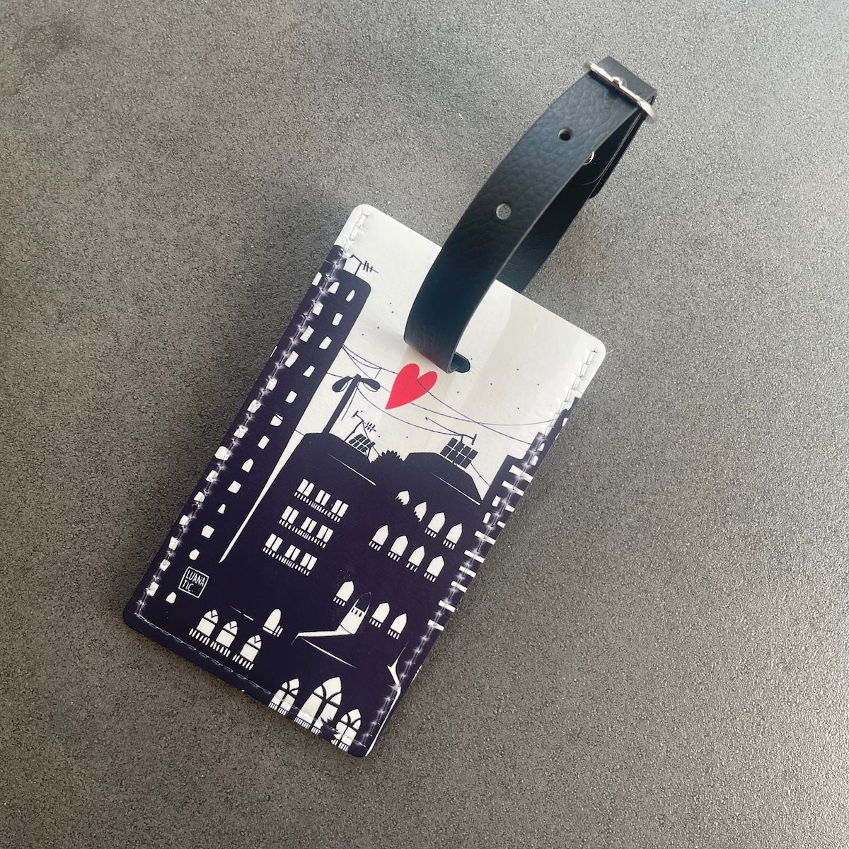 Luggage Tag Beirut Silhouette by Luanatic بطاقة أمتعة حقيبة حقائب